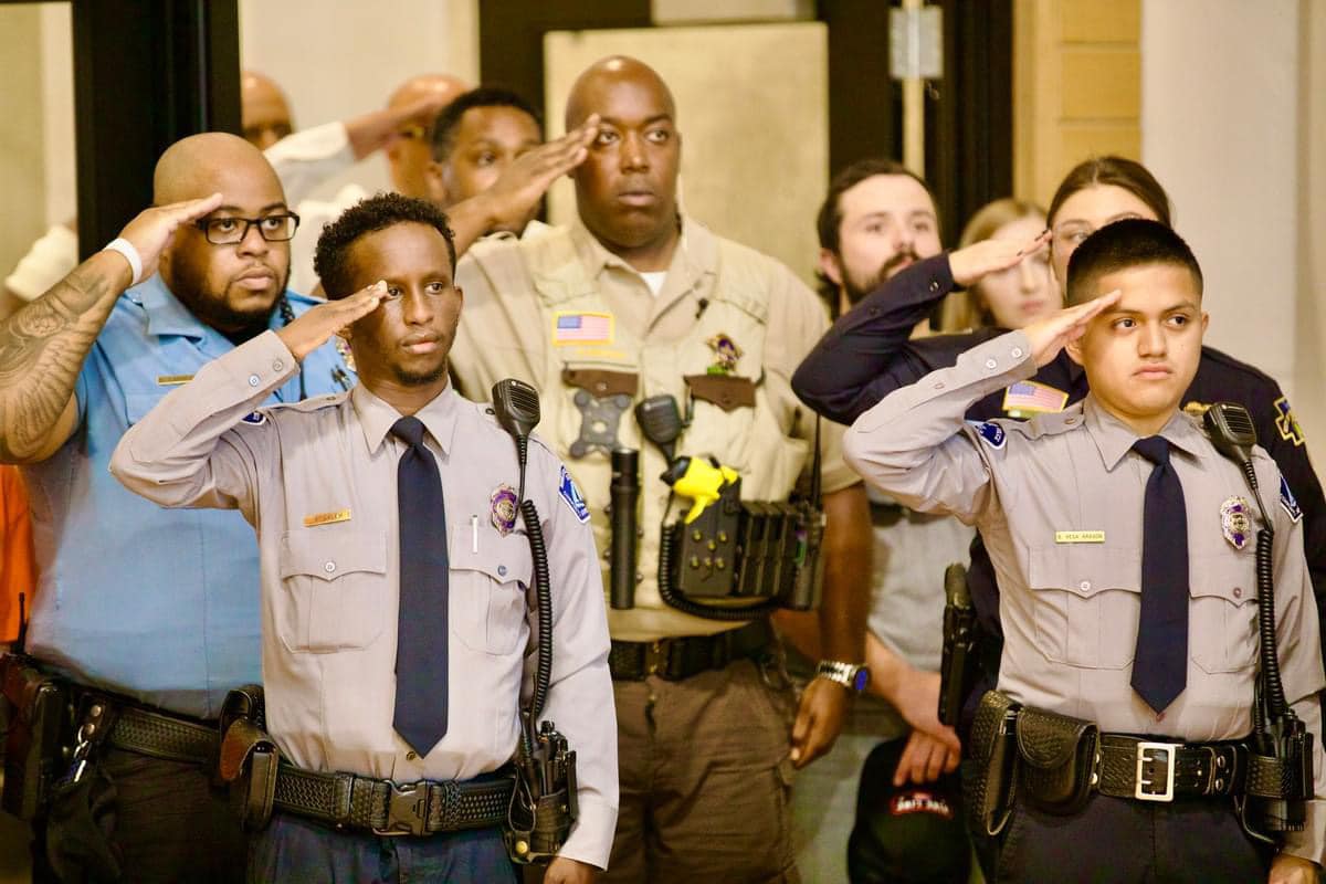 Ikran Mohamed Becomes the First Woman Somali American Police Officer to ...